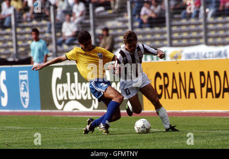 Turin, Italy. 16th June, 1990. Brazil team group (BRA) Football/Soccer ...
