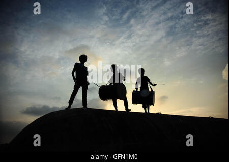 Allahabad, Uttar Pradesh, India. 1st Jan, 1970. Prayagraj: Street wears ...