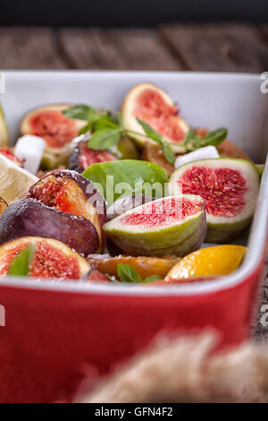 Fresh figs with sugar preparing Fig jam Stock Photo - Alamy