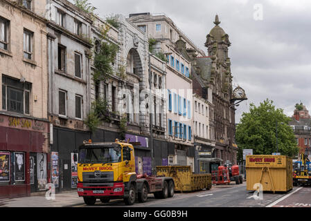 Demolition of Lime Street in Liverpool to make way for redevelopment ...
