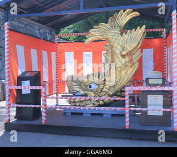 Golden Shachihoko at Nagoya Castle in Nagoya Japan Stock Photo - Alamy