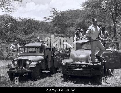 HATARI (1962) JOHN WAYNE, HARDY KRUGER HTRI 003 Stock Photo - Alamy