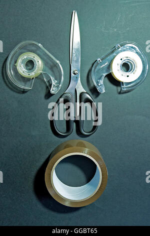 Scissors and sellotape Stock Photo - Alamy