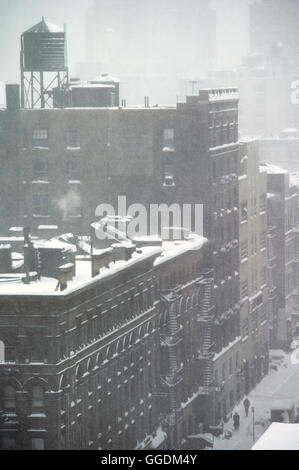 New York city 1979 snow bad weather USA Manhattan 1970s. Heavy snow ...