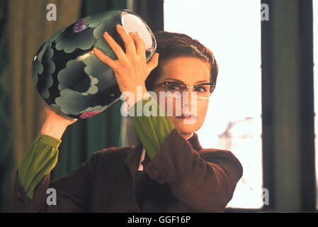 8 FRAUEN / 8 Femmes F 2002 / Francois Ozon Pierette (FANNY ARDANT ...
