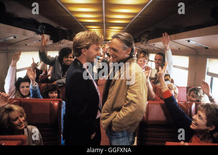FLASHBACK (1990) KIEFER SUTHERLAND, DENNIS HOPPER FSB 004 Stock Photo ...