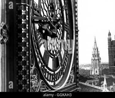 THE 39 STEPS, Kenneth More, 1959, (c) 20th Century-Fox Film, TM ...