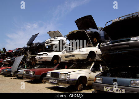 Car scrap yard Stock Photo - Alamy