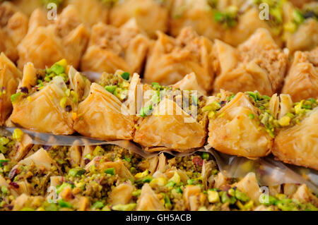 geography / travel, Lebanon, sweets in the famous sweetmeat shop al ...