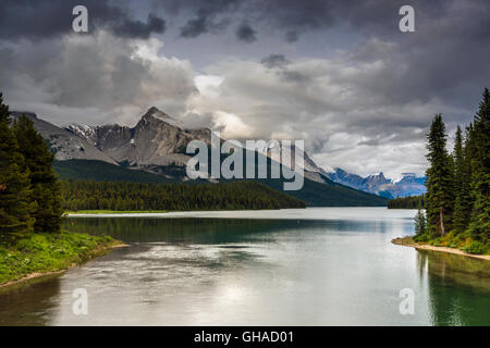 Maligne Lake in the Canadian Rocky Mountains in Jasper National Park in ...