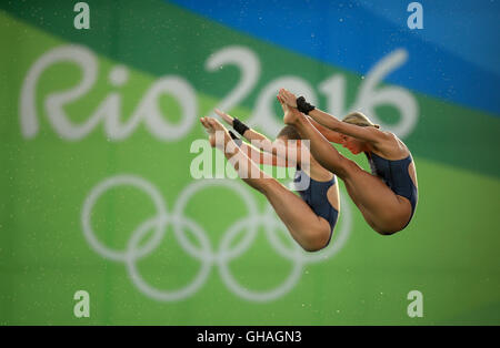Britain's Lois Toulson and Tonia Couch compete during the women's ...
