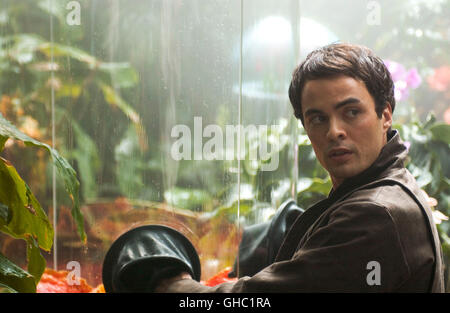 AEON FLUX, USA 2005 Regie: Karyn Kusama, Sithandra (SOPHIE OKONEDO) and ...