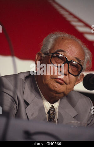 AKIRA KUROSAWA (1910-1998) Japanese film director about 1990 Stock ...