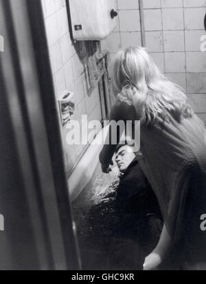 REPULSION UK 1965 Roman Polanski Carol Ledoux (CATHERINE DENEUVE) Regie ...