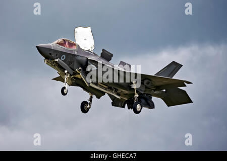 F35B Lightning Stealth Bomber Jet in Flight Stock Photo - Alamy