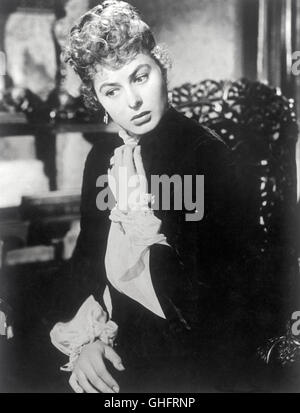 INGRID BERGMAN (Paula Alquist Anton), BARBARA EVEREST (Elizabeth ...