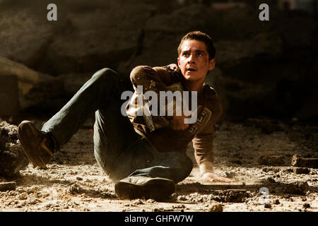 TRANSFORMERS SHIA LABEOUF as Sam Witwicky Date: 2007 Stock Photo - Alamy