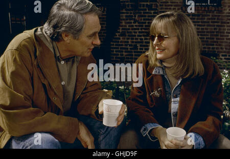 DIANE KEATON (Carol Lipton) Regie: Woody Allen Stock Photo - Alamy