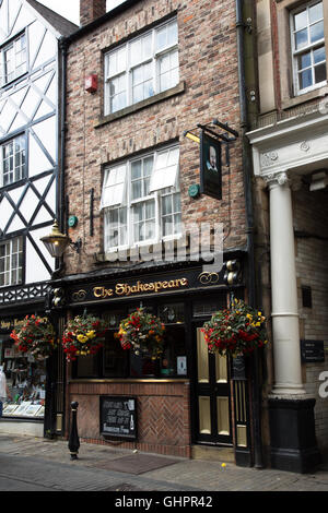 The Shakespeare pub, Saddler Street, Durham City, England, UK Stock ...