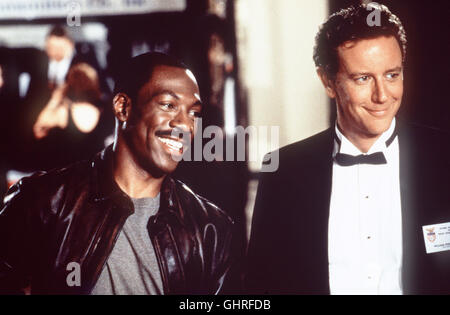 Eddie Murphy as Detective Axel Foley in this 3rd installement Beverly ...