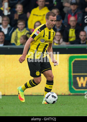 Dortmund's Mario Goetze in action during the UEFA Champions League ...