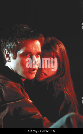 Devon Sawa, Ali Larter Alex Browning (Devon Sawa), Clear Rivers (Ali ...