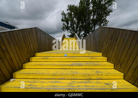 The yellow crowdfunded pedestrian bridge in Rotterdam Stock Photo - Alamy