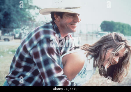 Dennis Quaid Film Flesh And Bone (1993) Characters: Arlis Sweeney ...