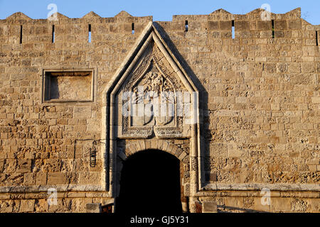 Medieval city walls in Rhodes town, Greece Stock Photo - Alamy