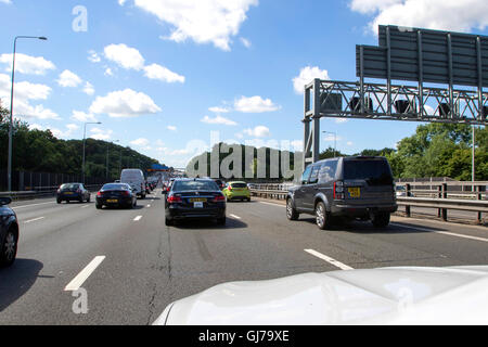 M25 Motorway Junction 15 Heathrow Airport London England looking north ...