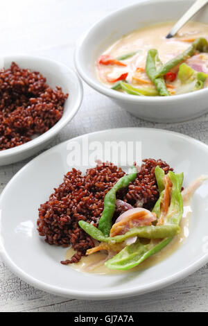 Bhutanese red rice Stock Photo - Alamy