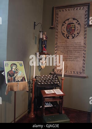 Tablet in memoriam to local benefactor Browne Willis, St Martins Church ...