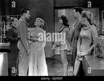 QUEEN OF OUTER SPACE, Barbara Darrow, Dave Willock, Lisa Davis, Patrick ...