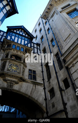 London Mock Tudor Stock Photo - Alamy