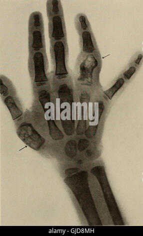 'Living Anatomy and Pathology' (1910) focuses on the anatomy of the ...