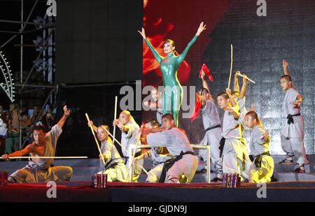 Heihe, China. 15th Aug, 2016. The well-known Russian contortionist ...