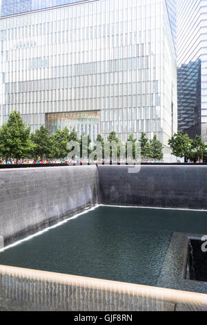 Waterfalls and reflecting pools of the National September 11 Memorial ...