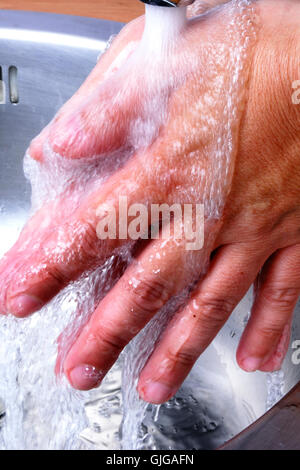 hand hands finger wash basin drinking water water absorb jet of water ...