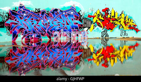 daub graffiti grafitti paint stonewall demolition scrapping stones ...