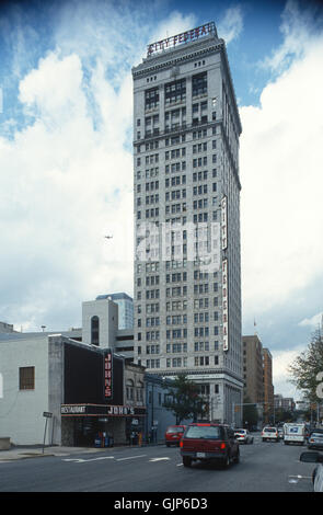 The Comer Building in Birmingham, Alabama, is a historical skyscraper ...