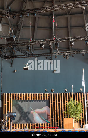 Steel Metal Girder Beam for Stage Structure Support Stock Photo - Alamy