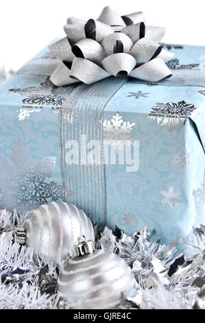 present gift presents gifts imagining bow wrapping ribbon tape band ...