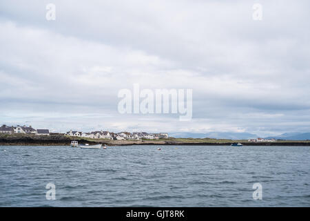 View of Broad Beach, Rhosneigr, Anglesey Stock Photo - Alamy