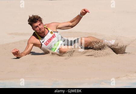 Rico Freimuth (L) of Germany competes during the Men's Decathlon 1500m ...
