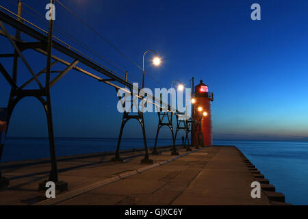 Lighthouse in South Heaven Michigan during sunset Stock Photo - Alamy