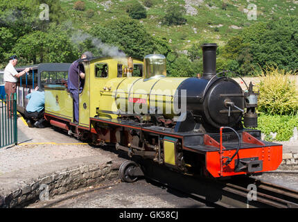 Northern Rock Steam locomotive at Dalegarth Station, Ravenglass and ...
