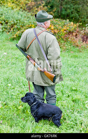hunter humans human beings Stock Photo - Alamy