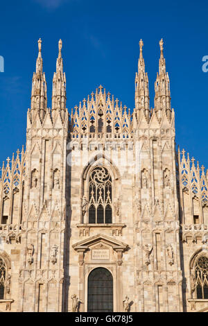 blue, tower, big, large, enormous, extreme, powerful, imposing, immense ...