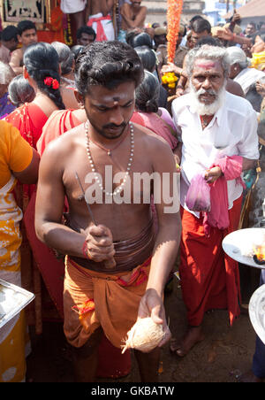 Puthur Kulumai Amman Kutti Kudi Tiruvizha Festival in Tiruchirapalli ...