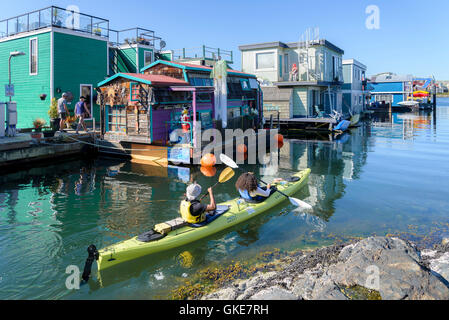 Canada, British Columbia, Victoria, Fisherman's Wharf, houseboats ...